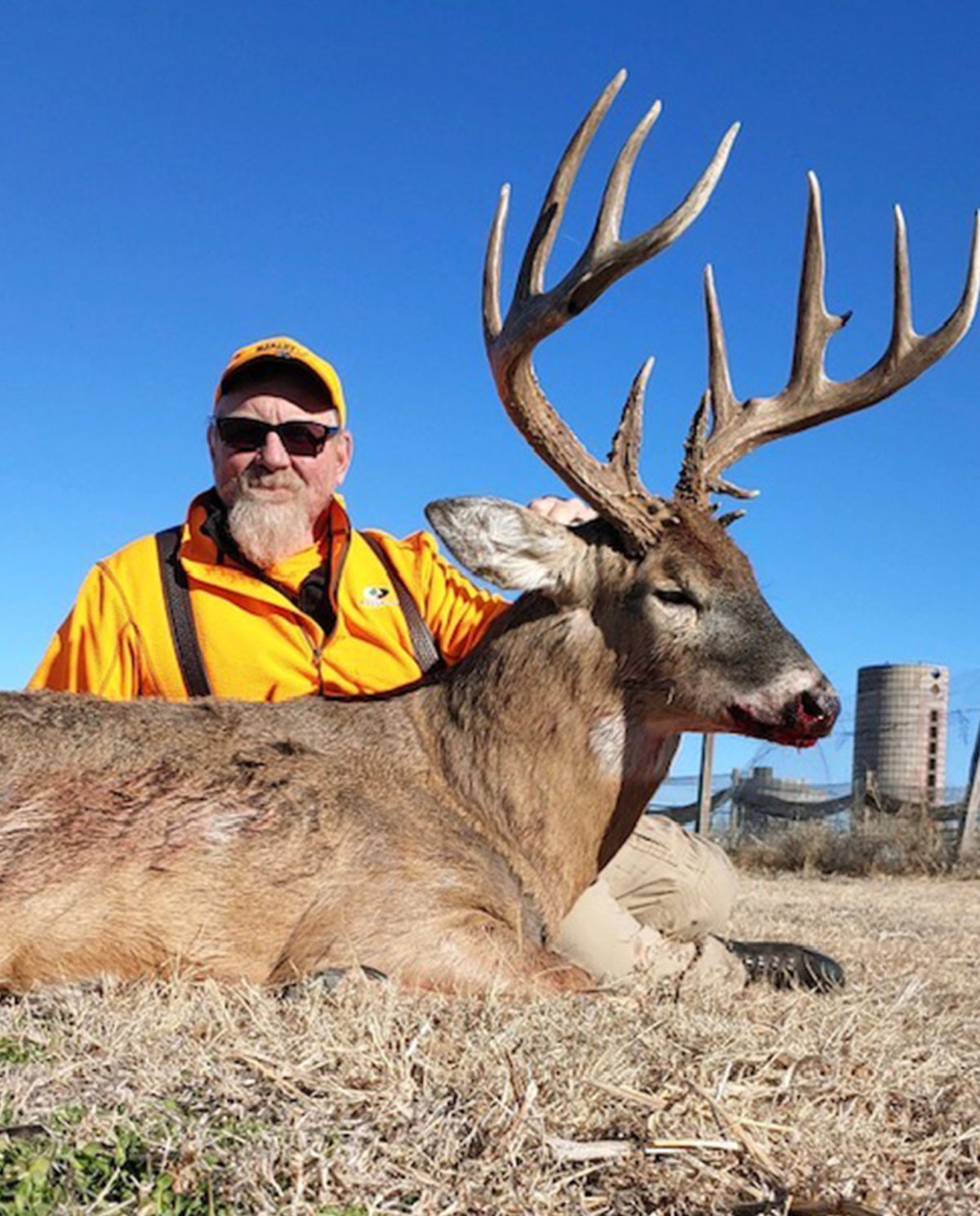 Kansas Whitetail Deer Hunting Guides | Kansas Deer Hunting Outfitters