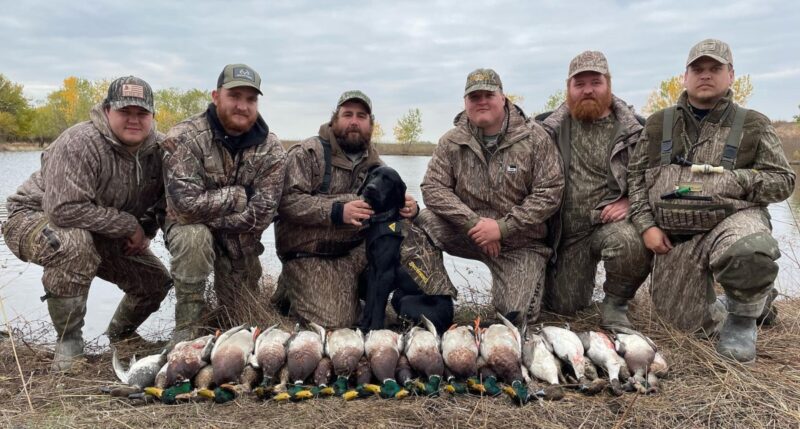 Kansas Waterfowl Hunting Guides | Kansas Goose Hunting Outfitters